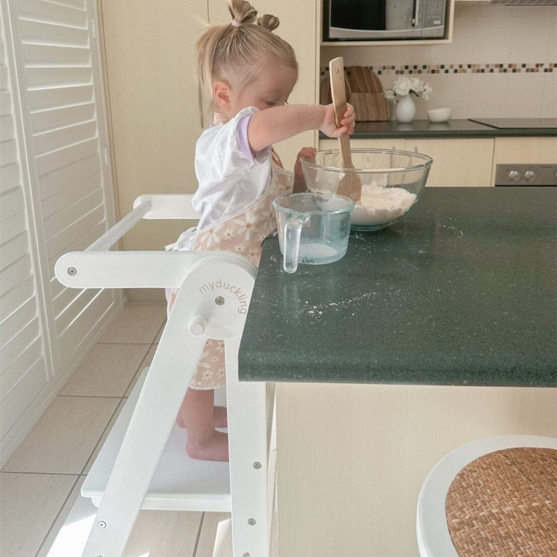 My Duckling Deluxe Folding Adjustable Learning Tower - White (Mid-Dece ...