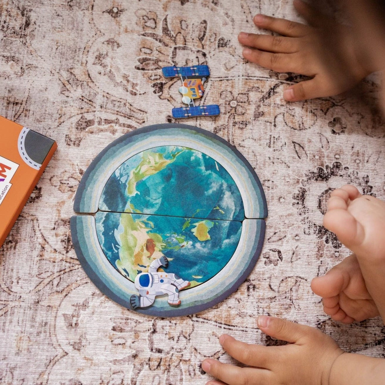 mierEdu Magnetic Pad — Solar System | Magnetic Puzzle | Toypark ...